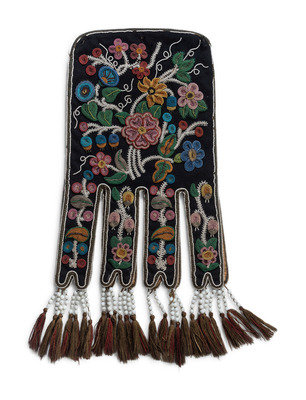 Metis Beaded Octopus Bag Lot 525