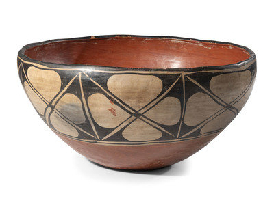 Kewa Pottery Dough Bowl Lot 379