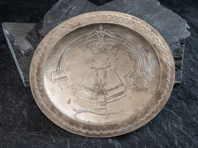 Silver Plaque, with Tipi and Rainbow Guardian Lot 20