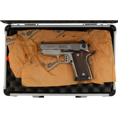 *Smith & Wesson Performance Center Model 945-1 in Box with Accessories ...